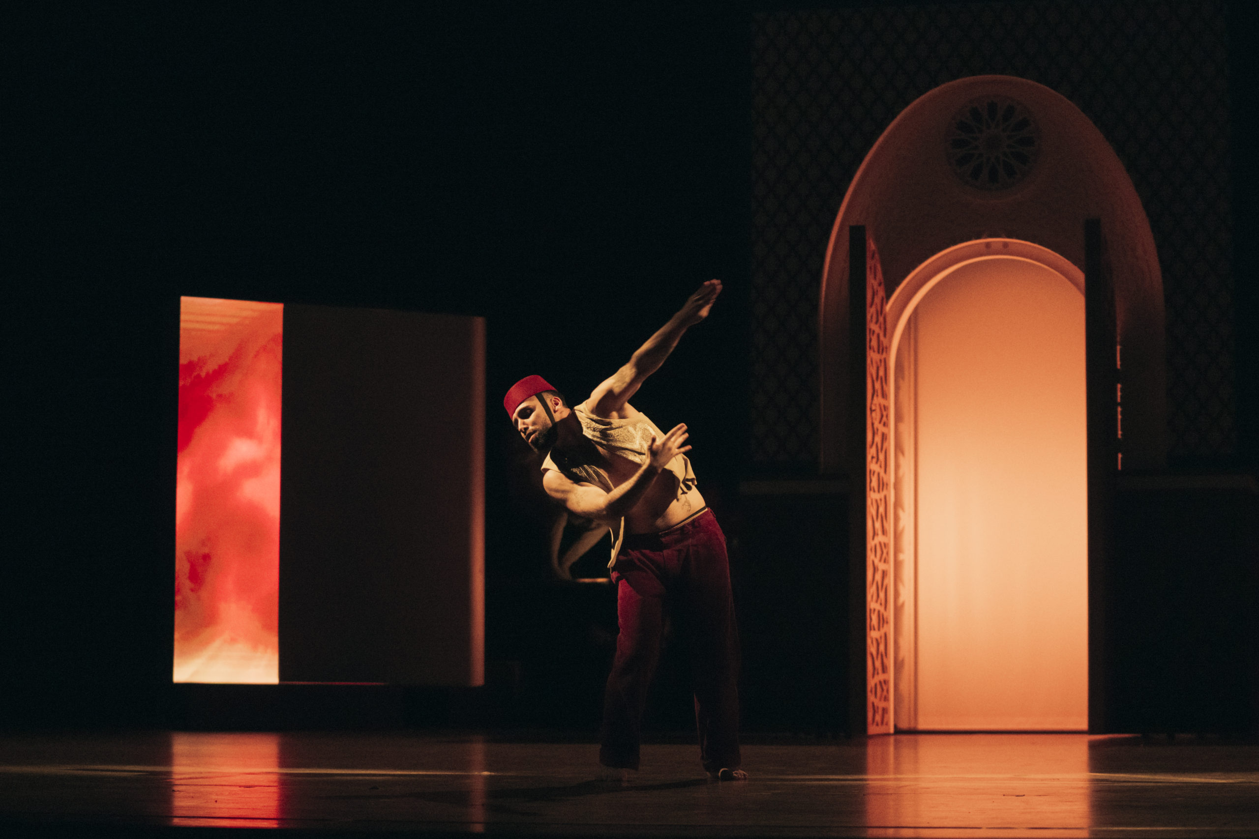 Ihsane I Ballet du Grand Théâtre de Genève I Delta Danse